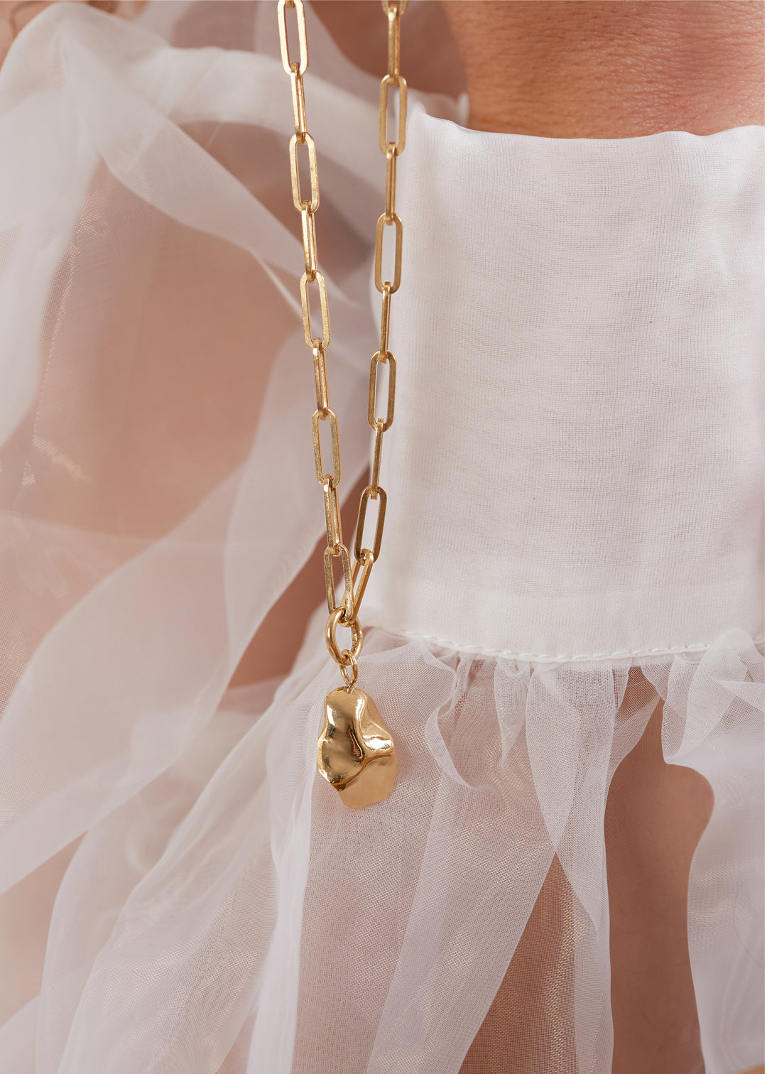 Gold Flow Necklace – ANUKA Jewellery